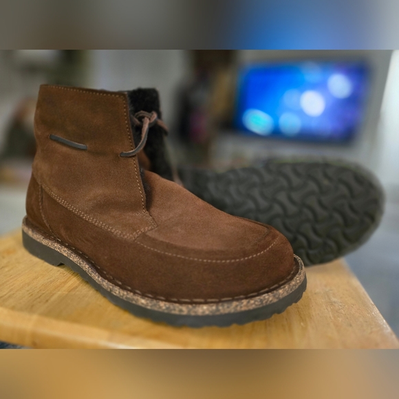 Birkenstock | Shoes | New Birkenstock Bakki Boots Womens 7 Mens 5 ...